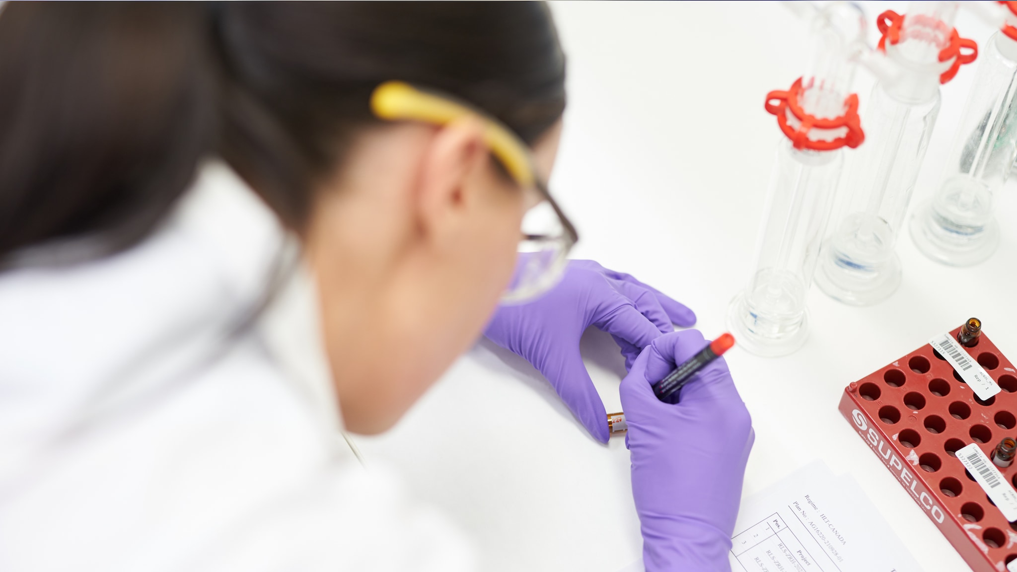 Modeling the population health impact of introducing a Modified Risk ...